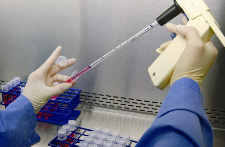 Health Monitoring - Ceva Poultry